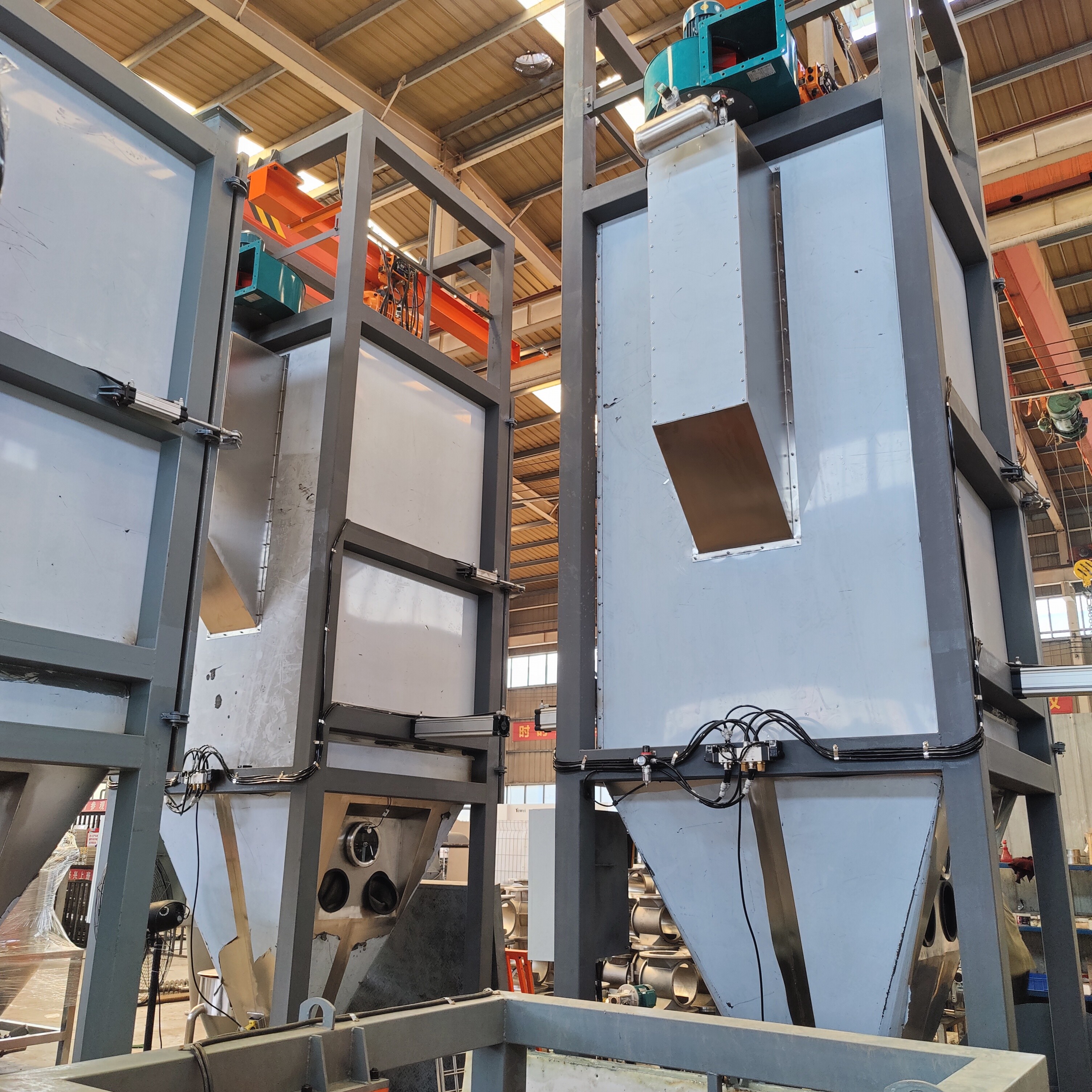 Putty Powder Bag Dump Station Bulk Bag Unloading Machine Unpacking Putty Powder Bag Dump Station Bulk Bag Unloading Machine Unpacking